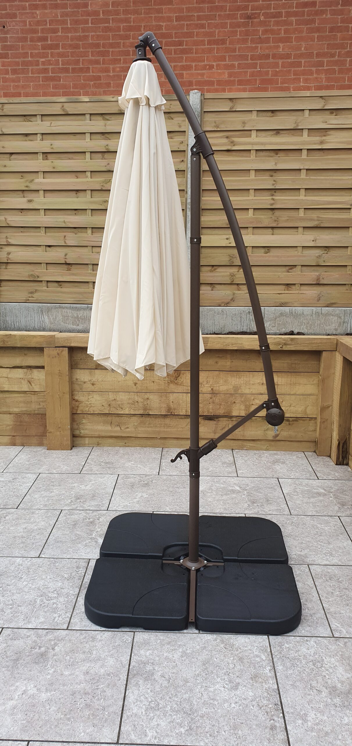 3m Banana parasol in Beige - Glasstone Furniture